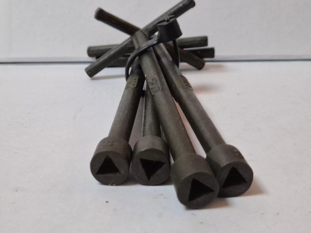 Vintage Triangular Socket Wrenches, Everything Else on Carousell
