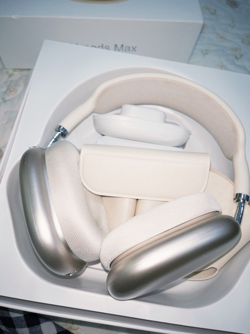 Apple AirPods Max - Silver, Audio, Headphones & Headsets on Carousell