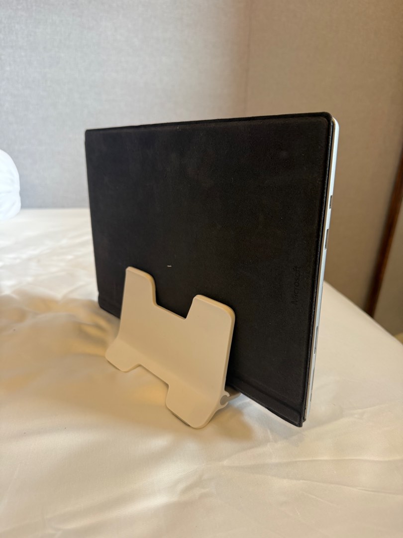 HAGIBIS Tablet laptop Stand - White, Mobile Phones & Gadgets, Mobile ...