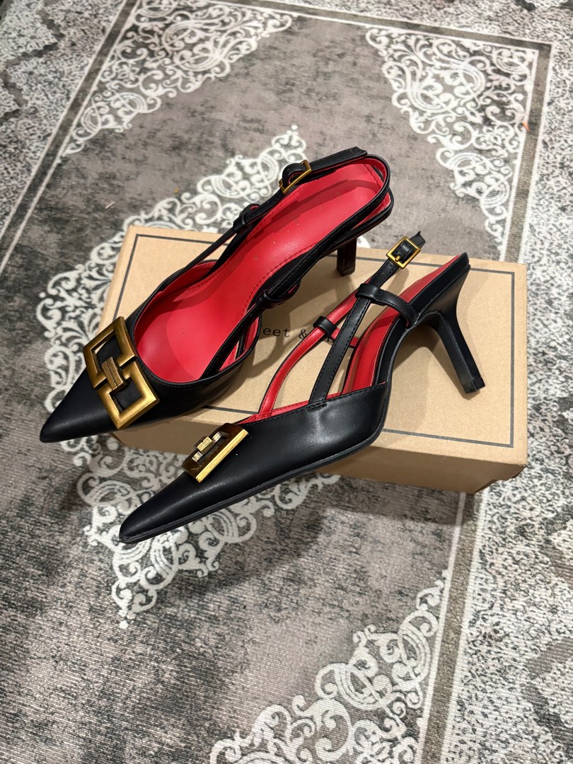 heels shein hitam, Women's Fashion, Footwear, Heels on Carousell