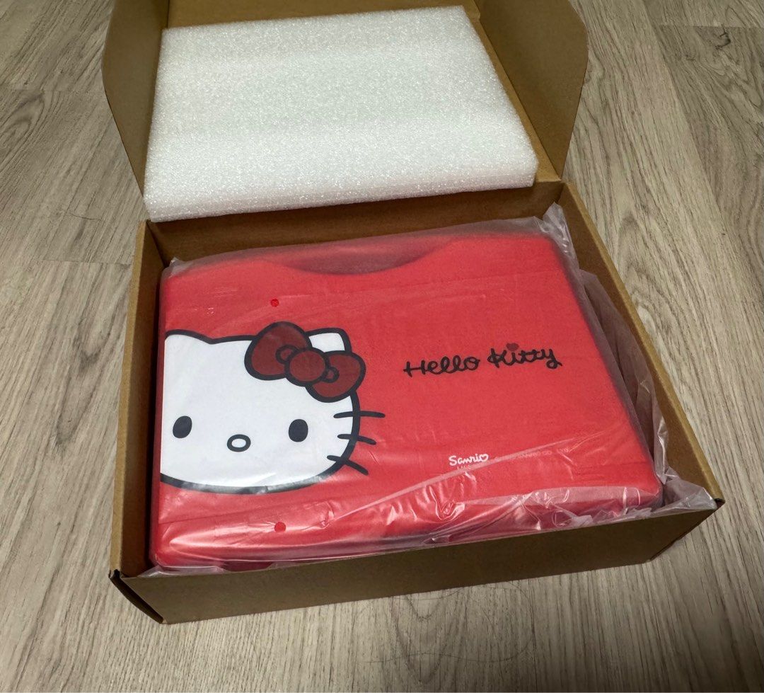 Hello Kitty Mahjong Set - Brand New, Hobbies & Toys, Toys & Games on ...