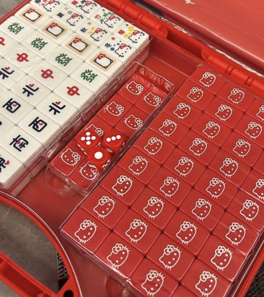 Hello Kitty Mahjong Set - Brand New, Hobbies & Toys, Toys & Games on ...