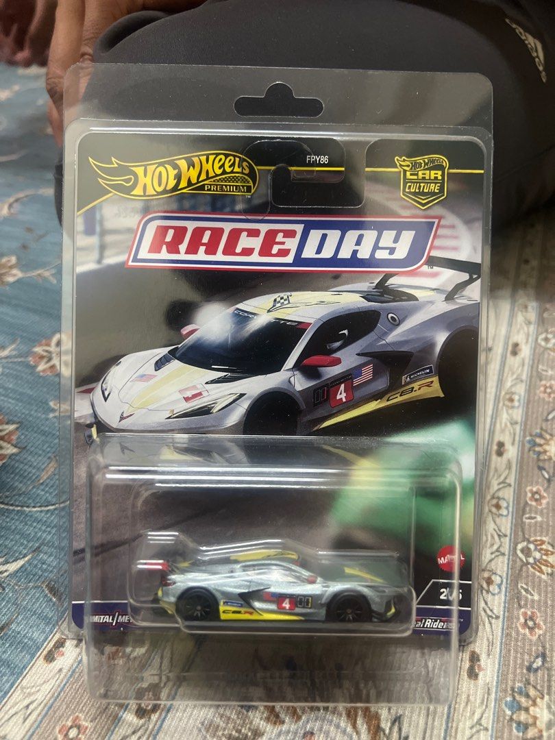 Hot Wheels Race Day Corvette C8.R, Hobbies & Toys, Toys & Games on ...