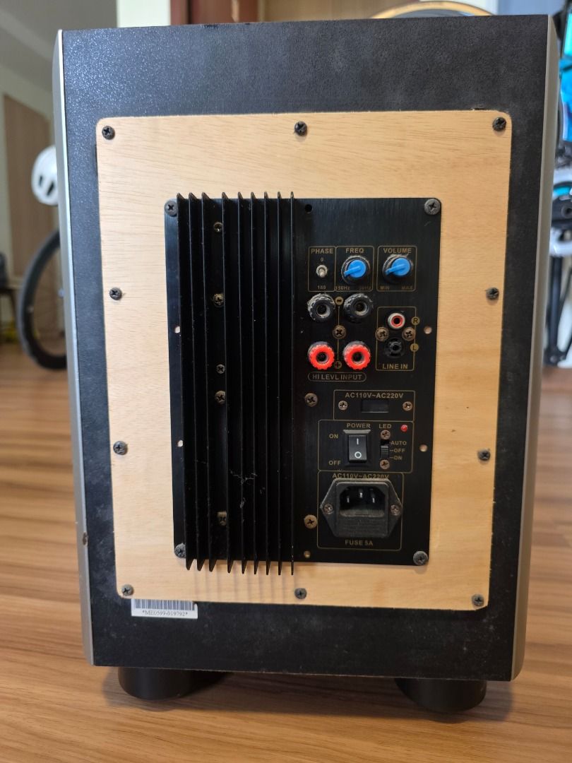 JBL subwoofer, Audio, Soundbars, Speakers & Amplifiers on Carousell