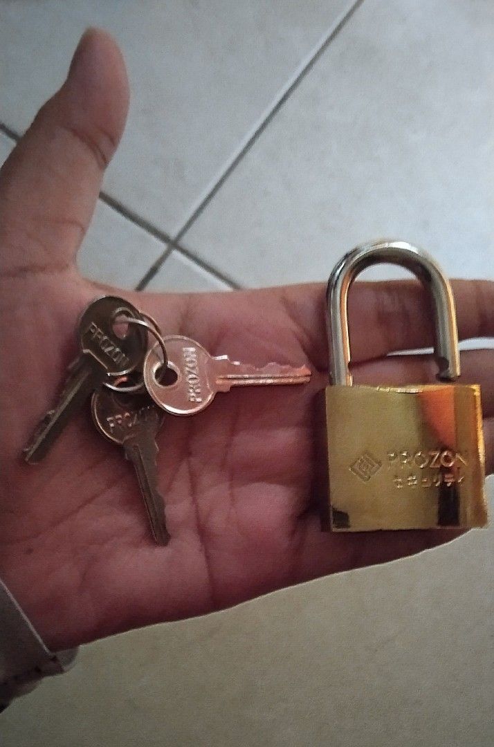KUNCI PADLOCK ALMARI (PROZON )🔐 ( KONDISI MASIH BARU ,TIDAK PERNAH ...