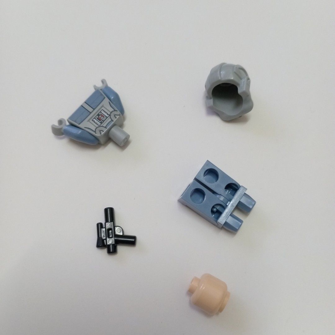 Lego Star Wars AT-AT Driver Minifigure 75075, Hobbies & Toys, Toys ...