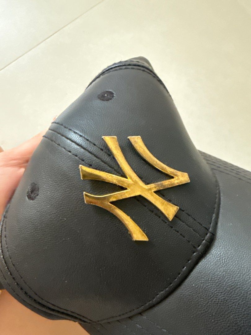 New York Yankees Black Cap, Men's Fashion, Watches & Accessories, Caps ...