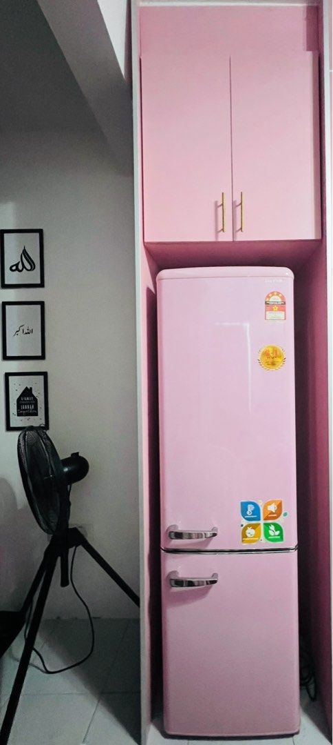 Peti Ais Isonic Lelong Like New Baru Guna RM1200 Melaka, Furniture ...