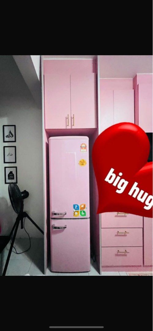 Peti Ais Isonic Lelong Like New Baru Guna RM1200 Melaka, Furniture ...