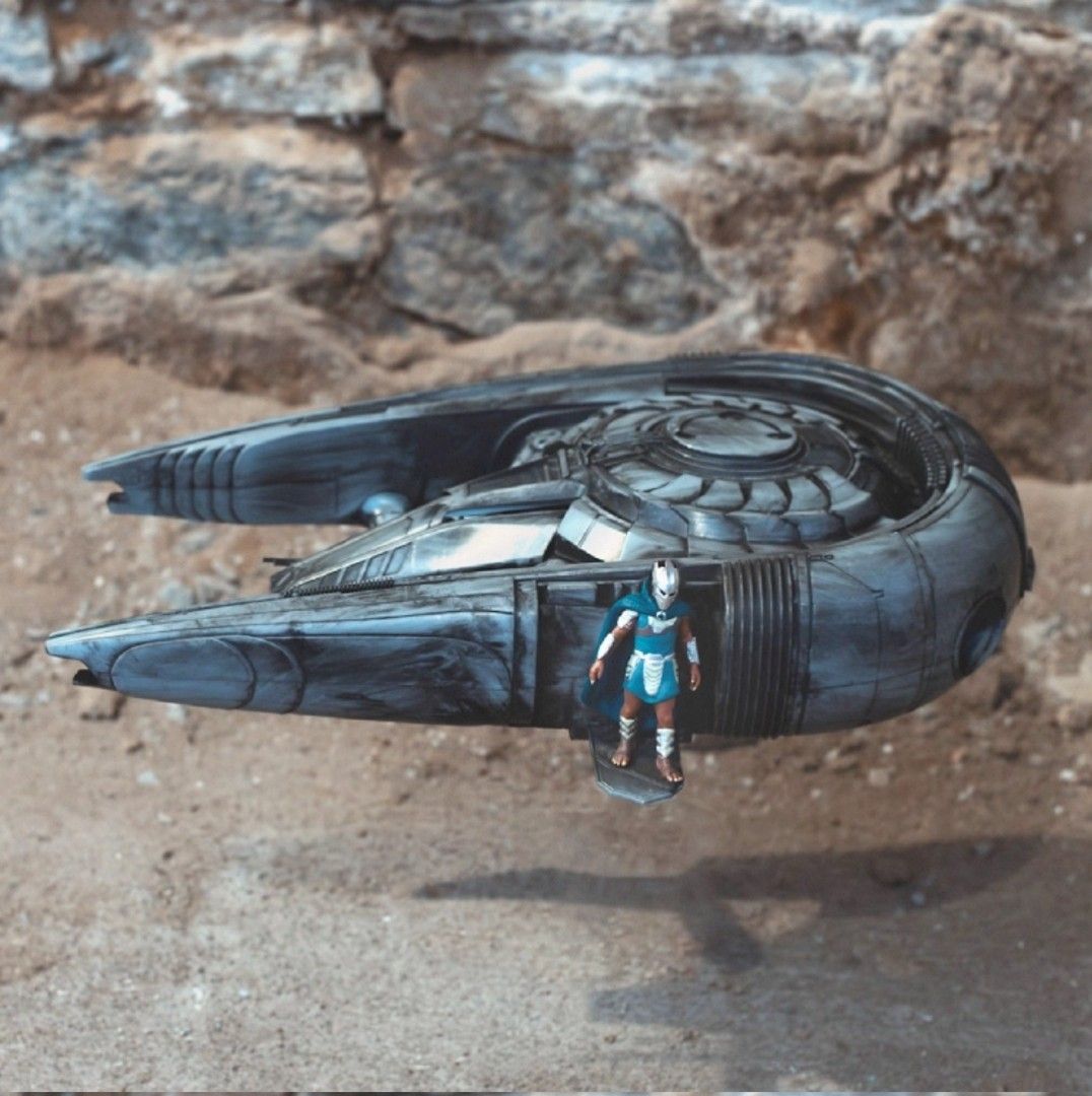 Predator: Badlands Genna Spacecraft With Dek Model Figure Bundle ...