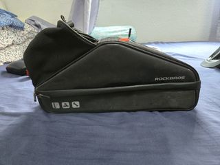ROCKBROS Bike Phone Bag, Sports Equipment, Bicycles & Parts, Parts & Accessories on Carousell