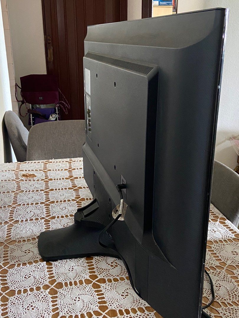 Samsung TV with Remote, TV & Home Appliances, TV & Entertainment, TV on ...