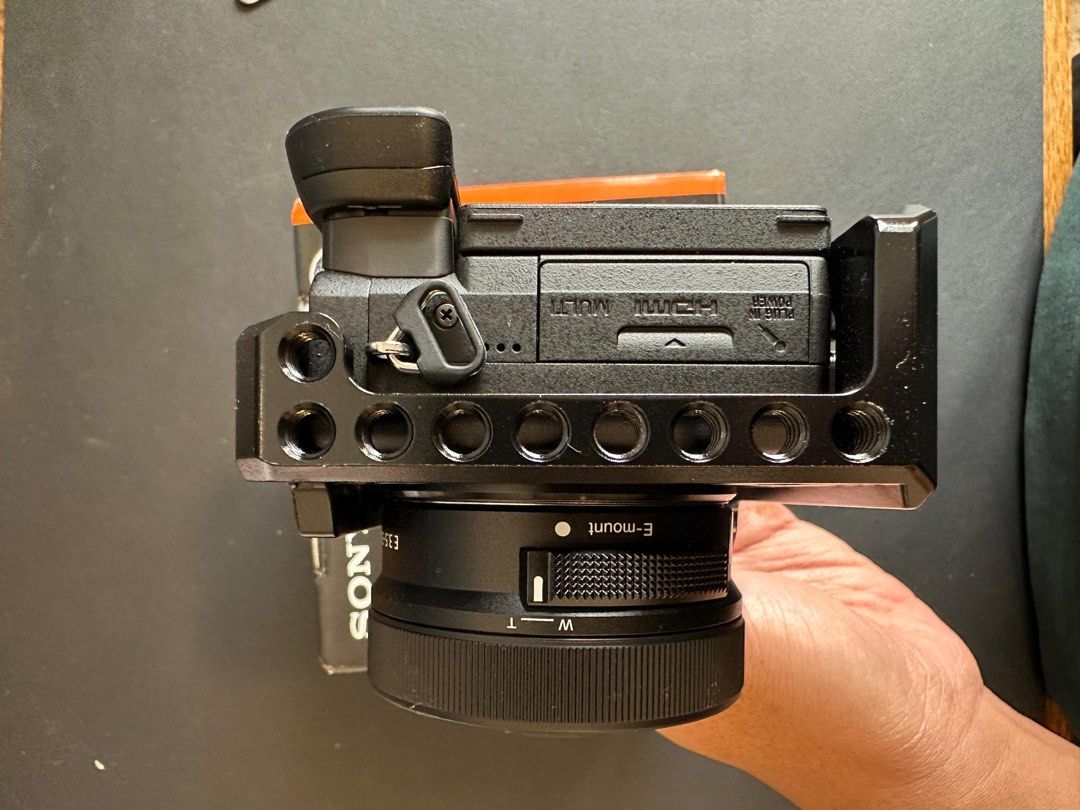 Sony Alpha a6400 4K Camera with Lens, Photography, Cameras on Carousell