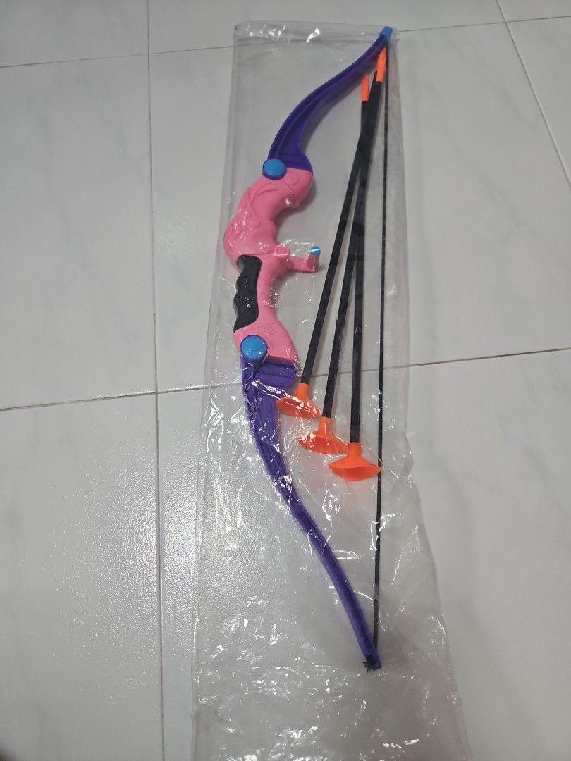 Toy Bow and Arrow Set, Hobbies & Toys, Toys & Games on Carousell