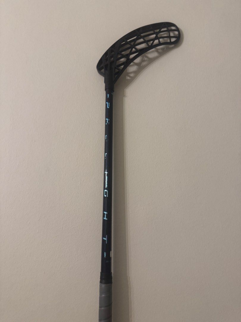 zone prolight flex 29 100cm lefty WTT, Sports Equipment, Sports & Games, Racket & Ball Sports on ...