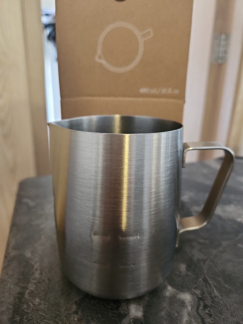 Breville Milk Jug 拉花壺, 家庭電器, 廚房電器, 咖啡機及咖啡壺 - Carousell
