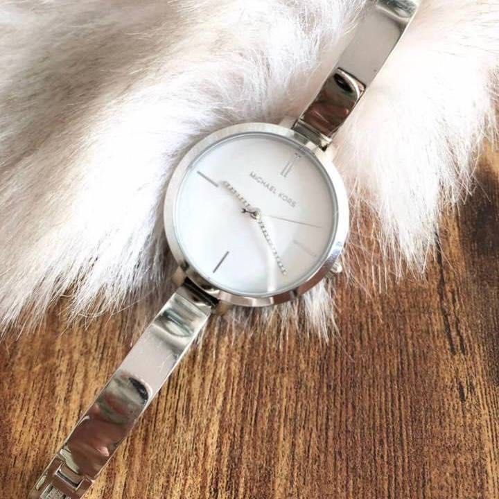 📢 NOVEMBER Mega SALE 📢 MK3733 Jaryn Bangle Stainless Steel Women's MK ...