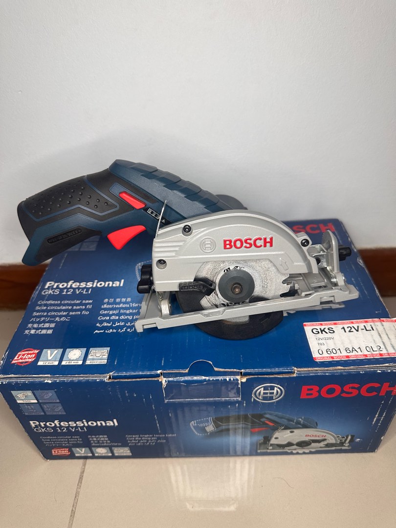 Bosch GKS 12 V-LI PROFESSIONAL Cordless Circular Saw with 1 battery and ...