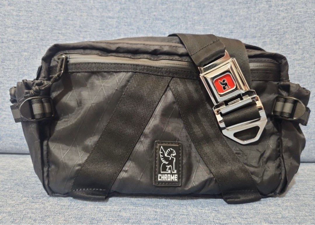 Chrome Industries Sling Bag, Men's Fashion, Bags, Sling Bags on Carousell