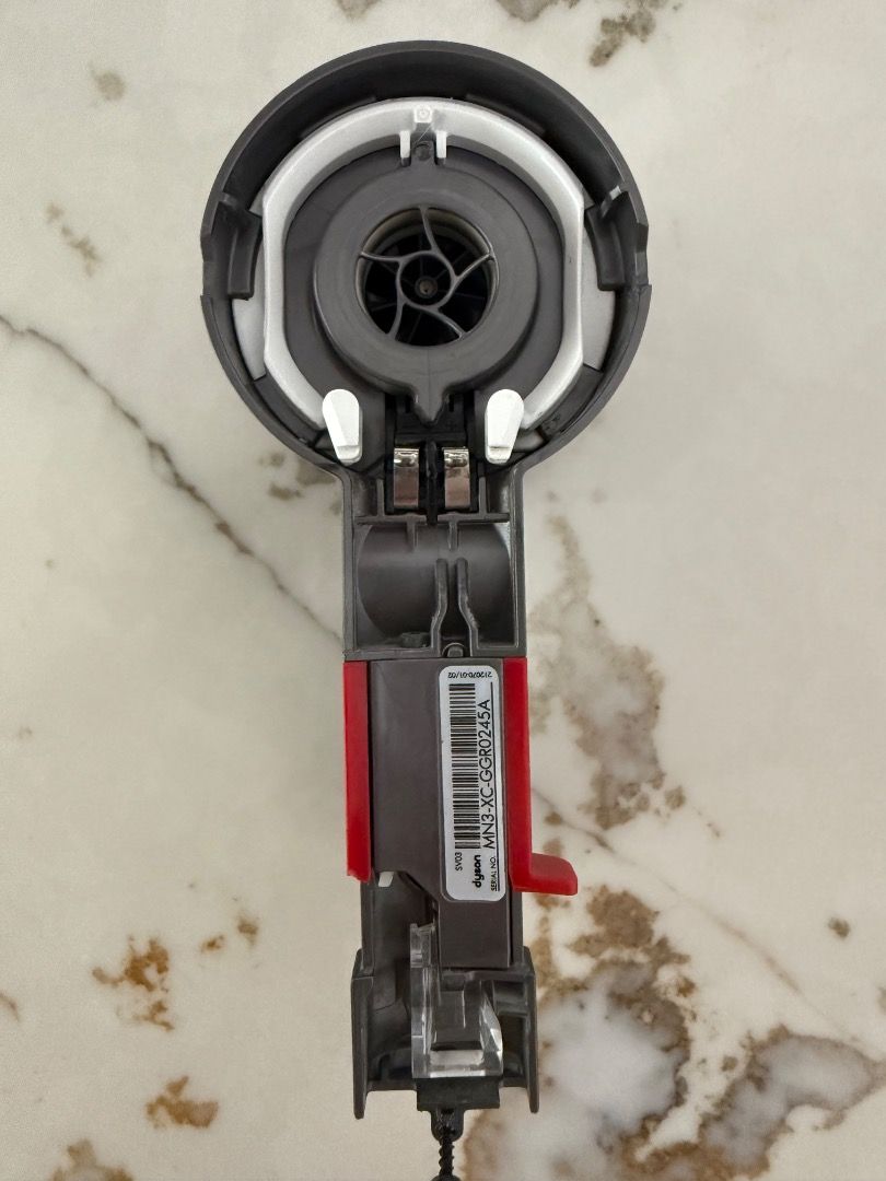 Dyson Vacuum Cleaner Motor Housing, 家庭電器, 吸塵機 ＆ 家居清潔電器 - Carousell