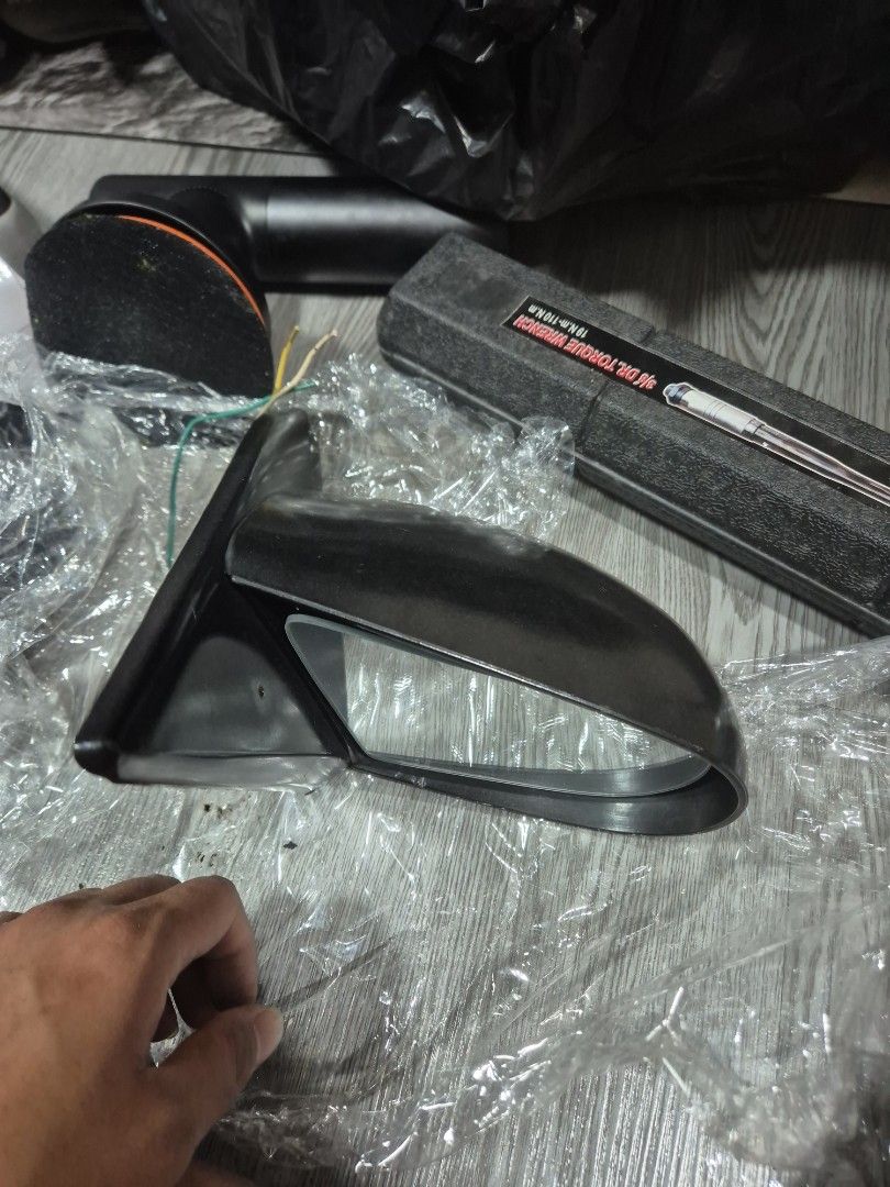 Eg6 mirror with motor, Car Accessories, Accessories on Carousell