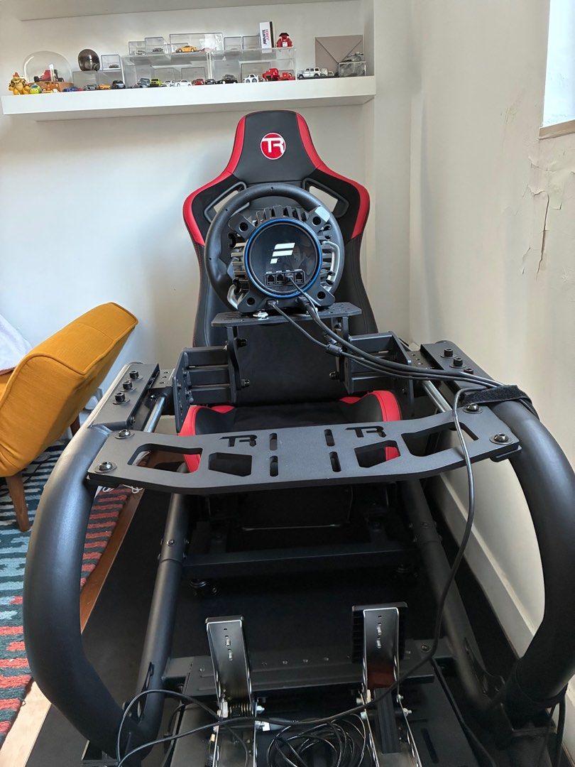 Fanatec GT DD Pro (NM8) Racing Simulator with Trak Racer TR8 Pro, 電子遊戲 ...