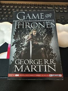 A Game of Thrones by George R.R. Martin (Paperback), Hobbies & Toys ...