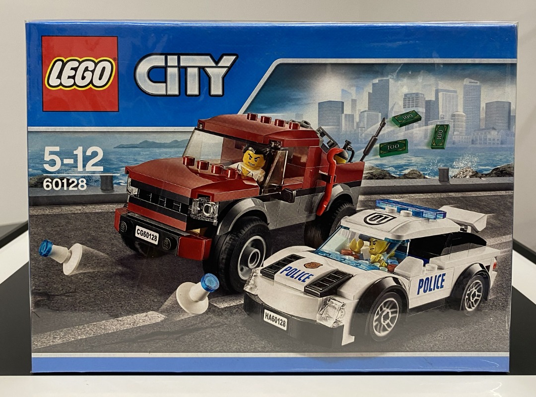 Lego City 60128 Police Pursuit, Hobbies & Toys, Toys & Games on Carousell