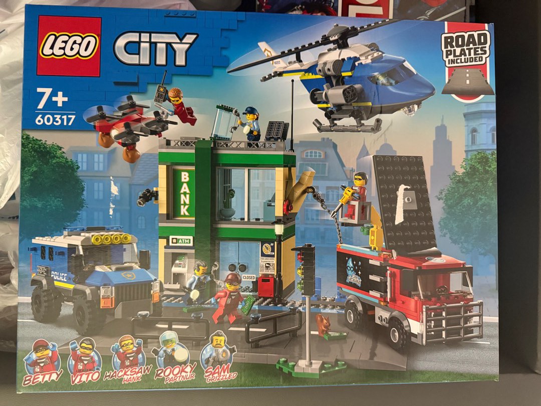 LEGO City Police Chase At the Bank 60317, Hobbies & Toys, Toys & Games ...