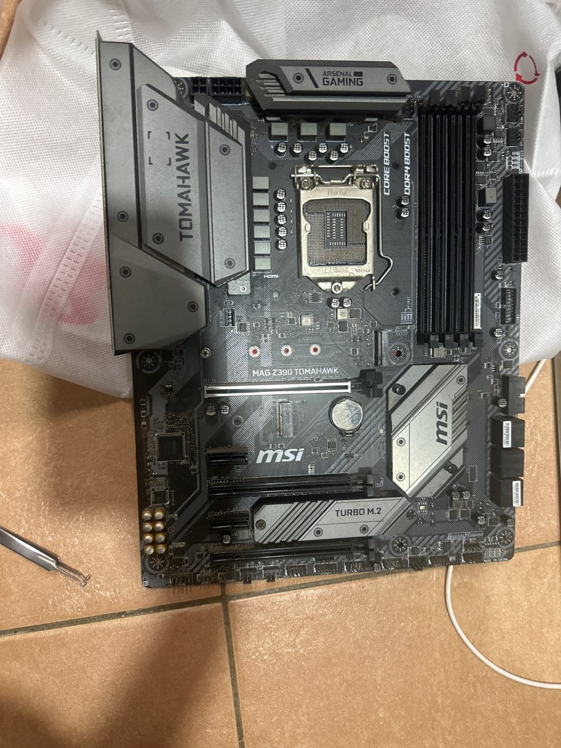 MSI MAG Z390 TOMAHAWK Motherboard, Computers & Tech, Parts ...