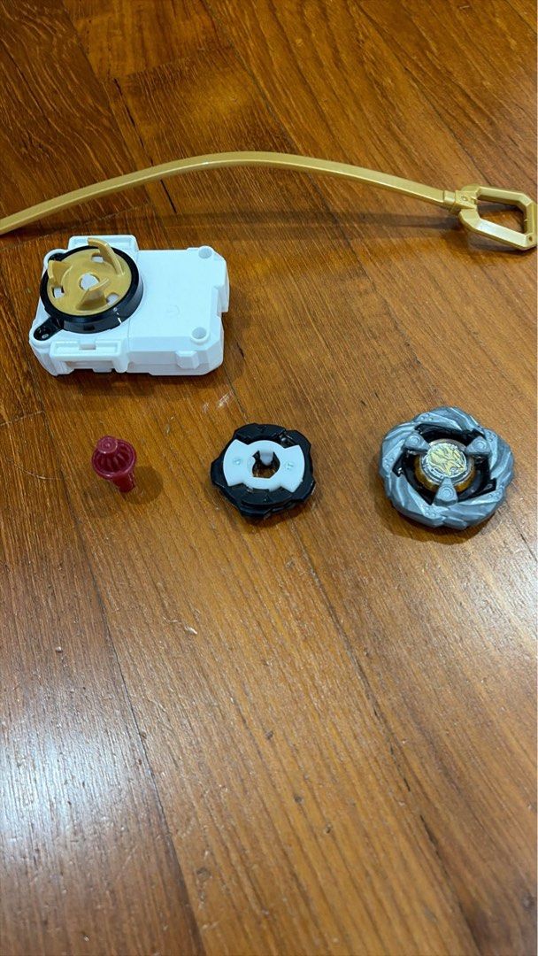 Original Takara Tomy Beyblade X Leon Claw 5-60 P + Gold and Yellow ...