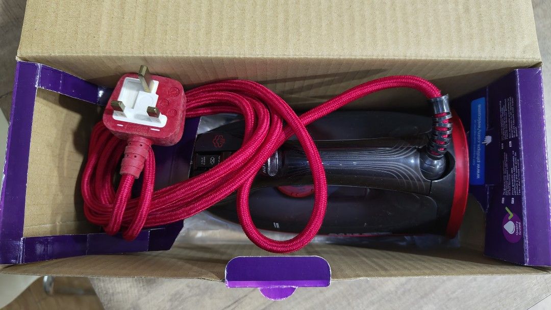 Philips PowerLife Plus Steam Iron, TV & Home Appliances, Irons & Steamers on Carousell