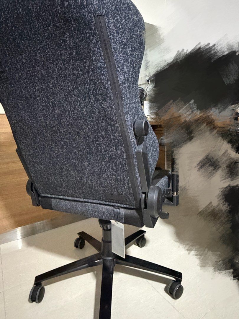 Secretlab Titan Black3 SoftWeave Plus Fabric, Furniture & Home Living ...