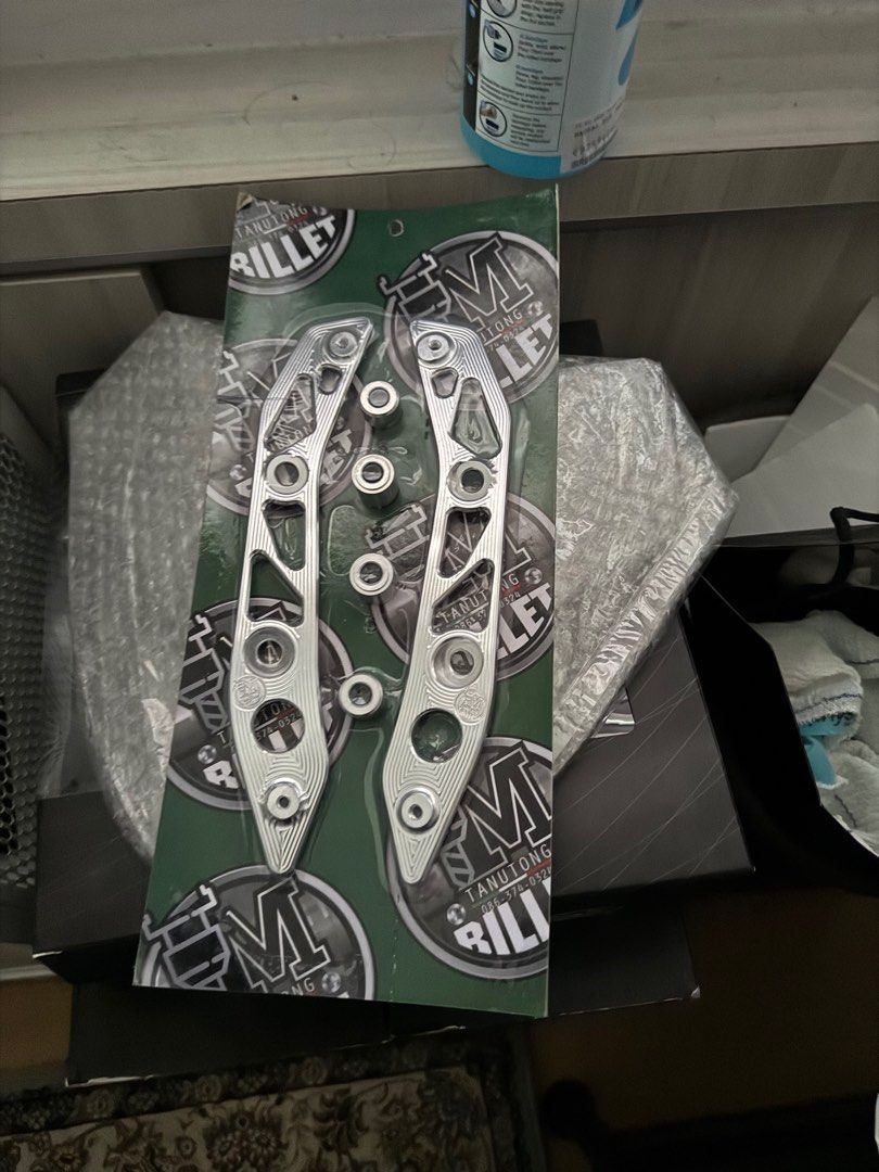 Windshield Bracket Xmax V1, Motorcycles, Motorcycle Accessories on ...