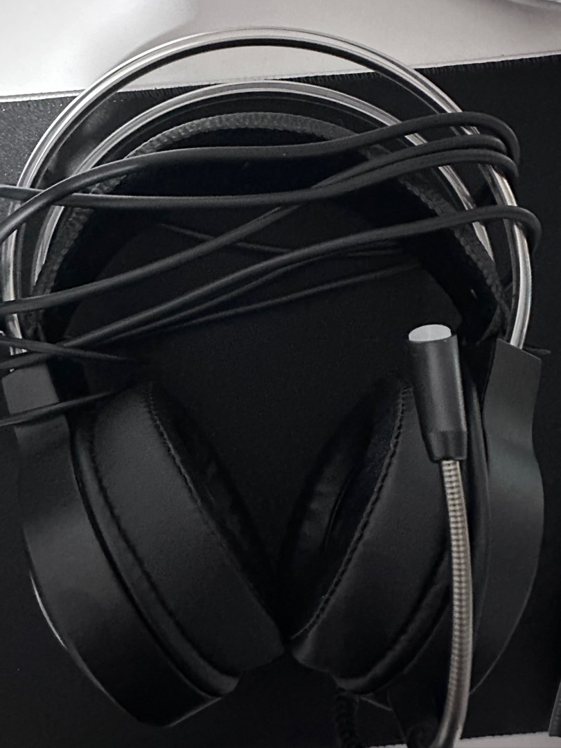 Atom9 RGB Gaming Headset, Audio, Headphones & Headsets on Carousell