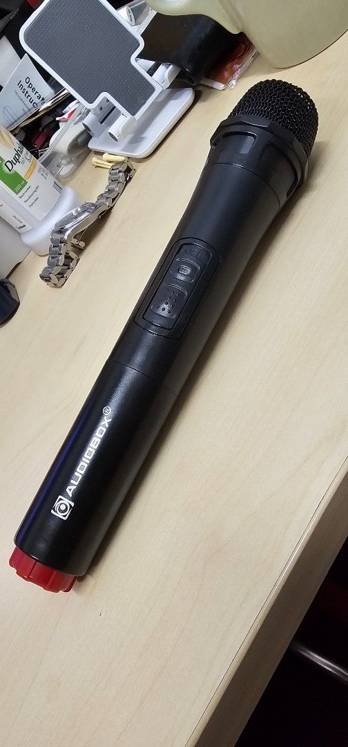 Audiobox Wireless Microphone, Audio, Microphones on Carousell