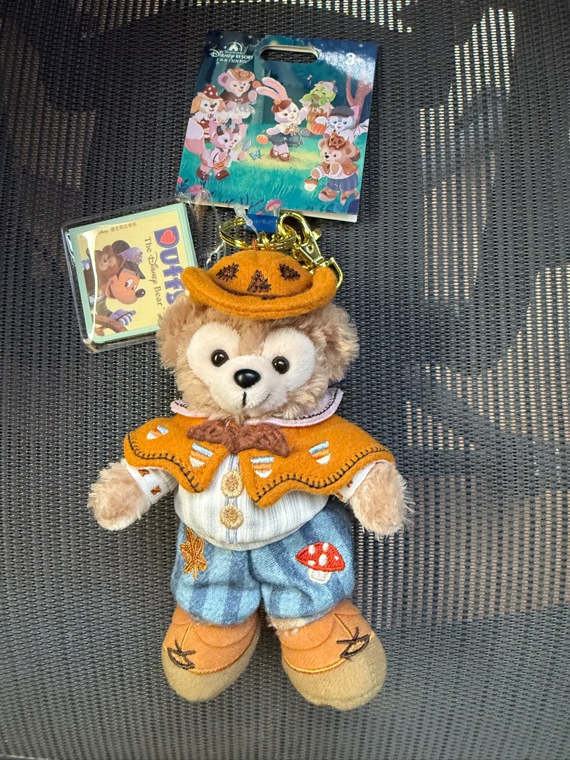 BNWT Duffy keychain Shanghai Disneyland Halloween 2025, Hobbies & Toys ...