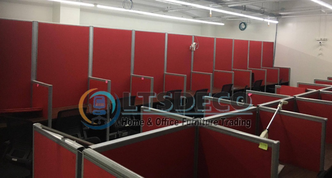 CALL CENTER WORKSTATION CUBICLES OFFICE PARTITION, Furniture & Home ...