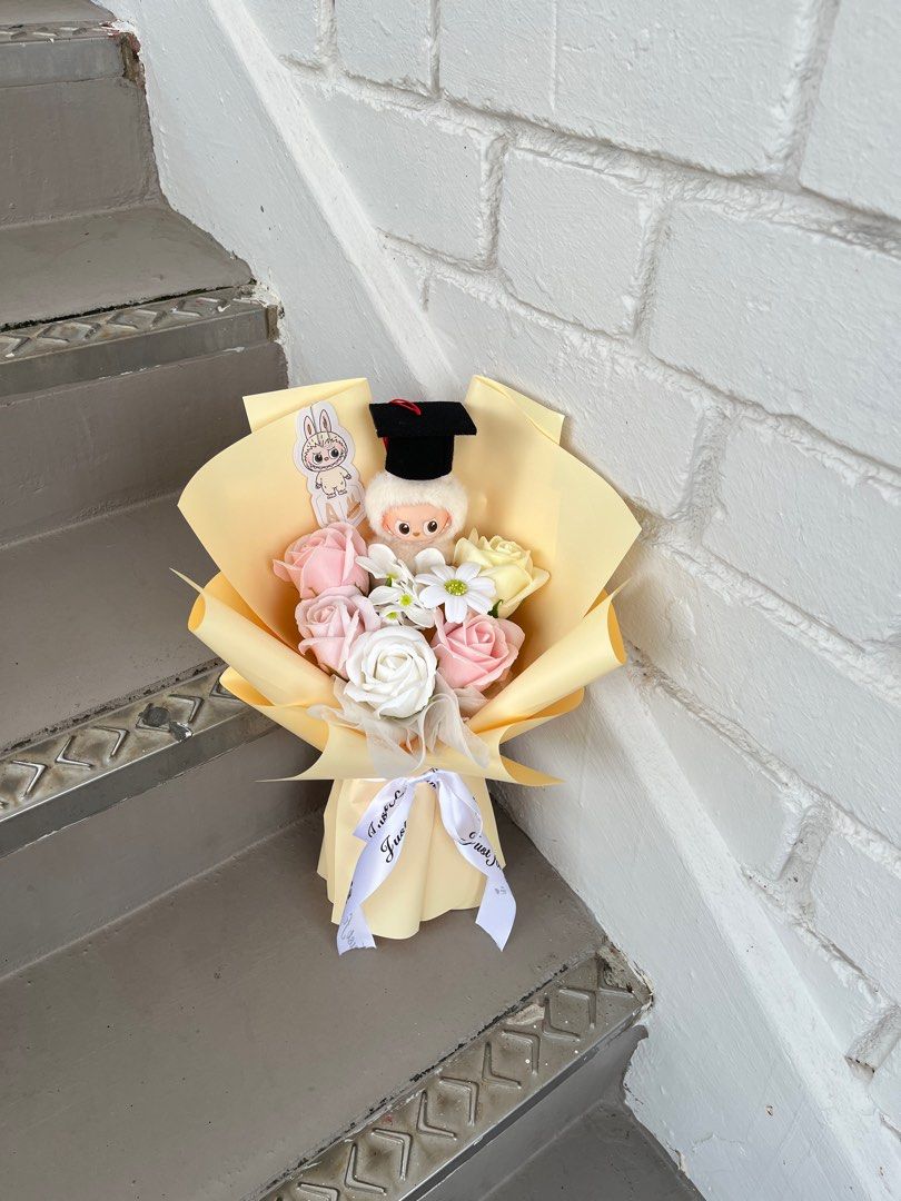 🔥FREE DELIVERY🔥 Popmart Labubu Graduation Sunflower Bouquet Stalks ...