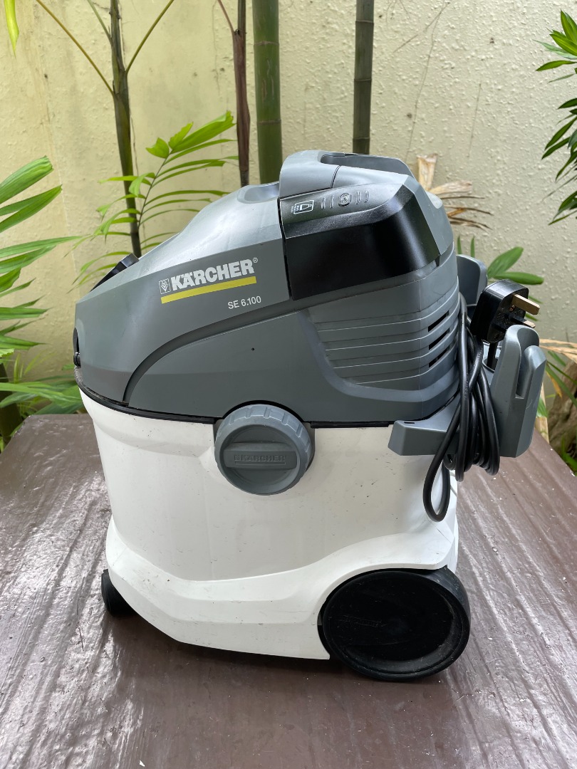 Karcher Spray Extraction Carpet Cleaner 6.10. In good working condition ...