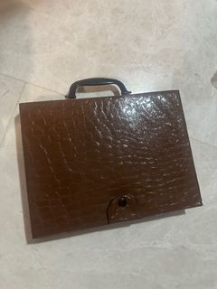 Mini Mahjong Set with mini table (no legs), Hobbies & Toys, Toys ...