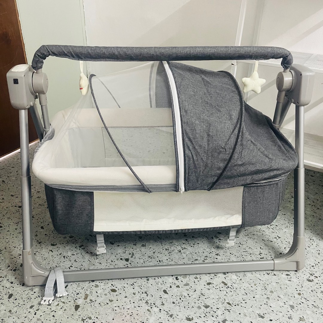 Newborn Electric Cradle Rocking Cot - Buai Elektrik Bayi, Babies & Kids ...