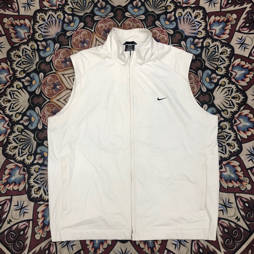 NIKE GOLF SMALL SWOOSH LOGO VEST, Men's Fashion, Coats, Jackets and ...