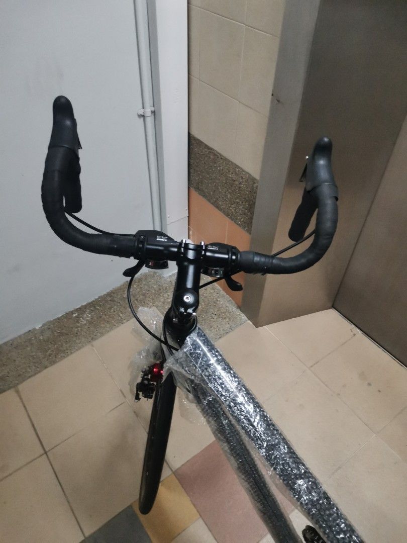 Road bike with 24-Speed, Sports Equipment, Bicycles & Parts, Bicycles ...