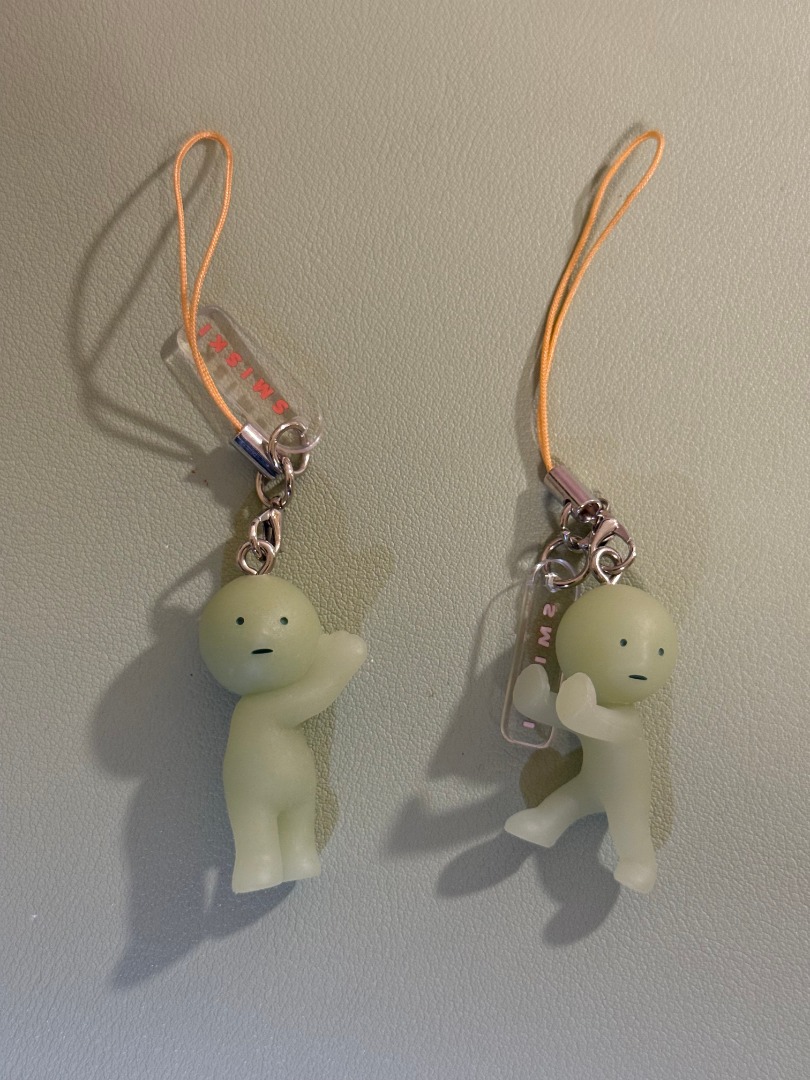 Smiski: Series 2 Strap Accessories (Listening & Pushing), Hobbies ...
