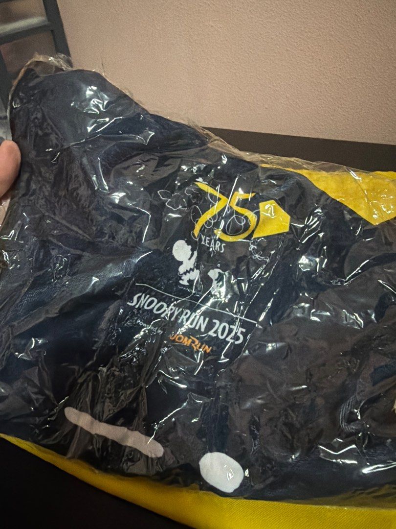 Snoopy Run 2025 Jomrun - Run pack, banner and keychain., Hobbies & Toys ...