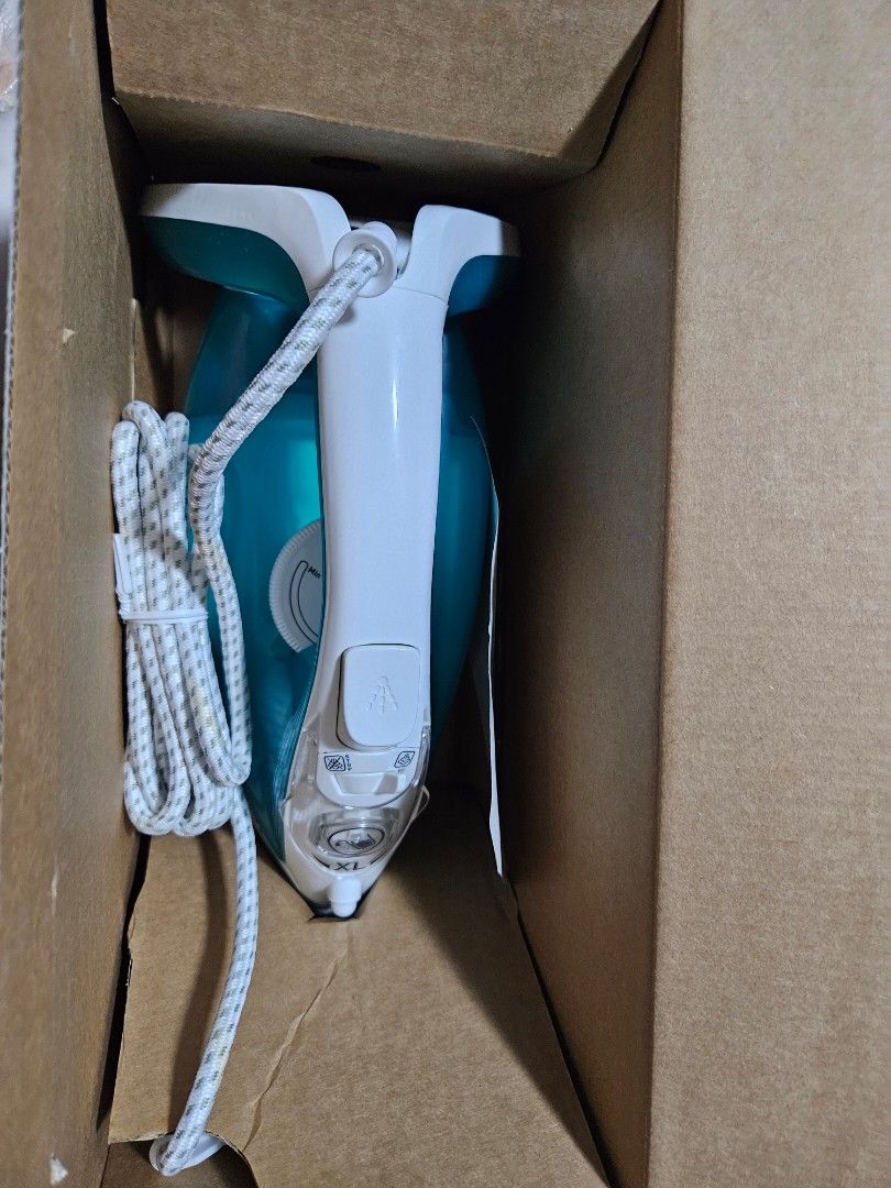 Tefal Easygliss 2400W Steam Iron, TV & Home Appliances, Irons ...