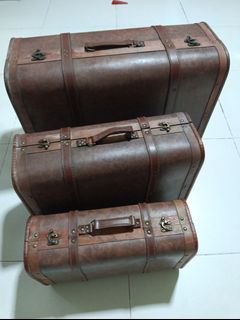 28 inch Blue Vintage Style Suitcase, Hobbies & Toys, Travel, Luggage on ...