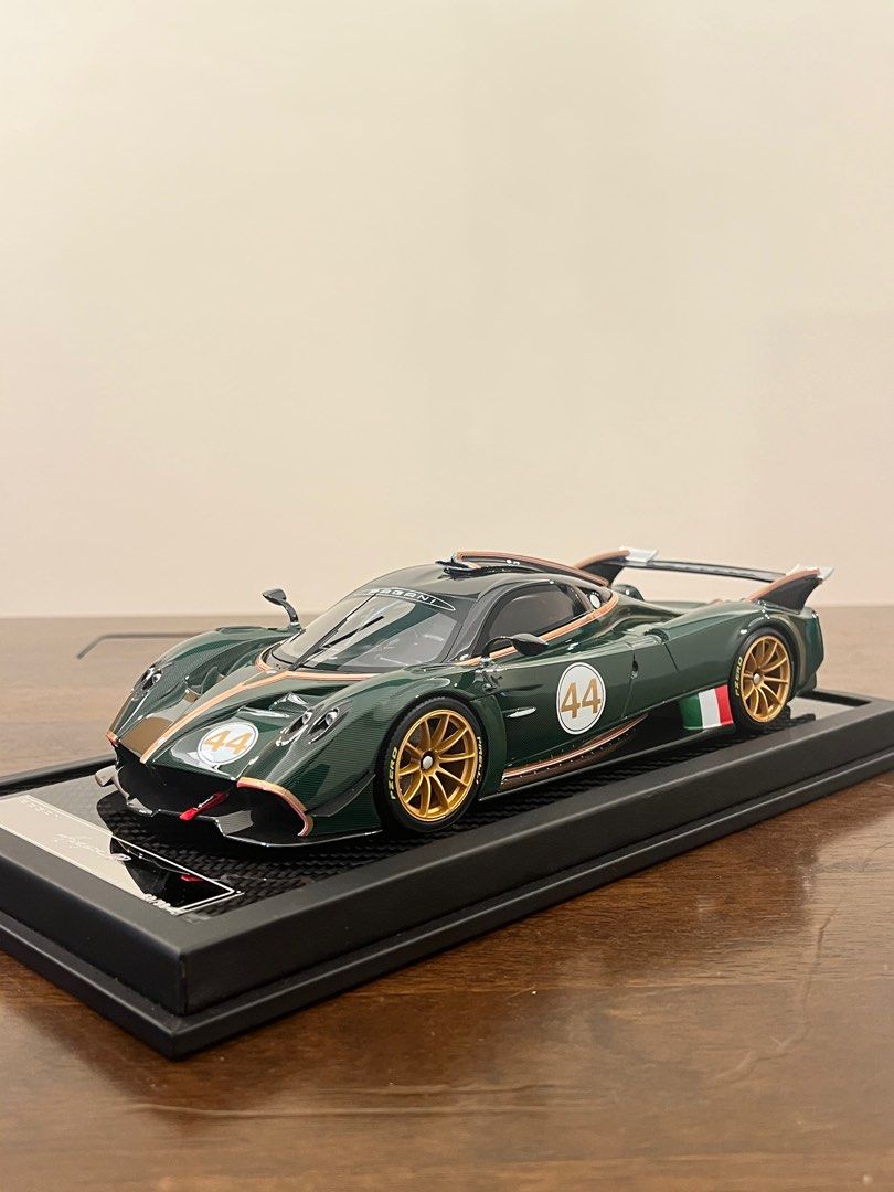 1/18 VIP Models Pagani Huayra R Green Carbon, Hobbies & Toys, Toys ...
