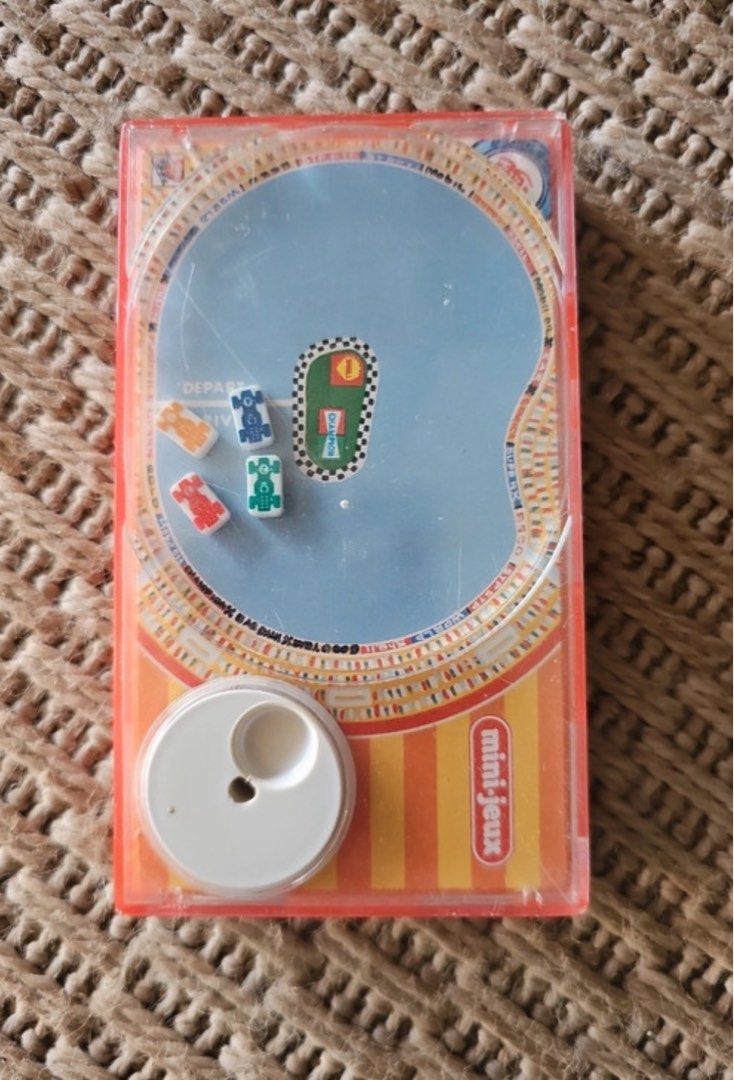 1975 Vintage Tomy Mini-Jeux Race Track Game, Hobbies & Toys, Toys ...